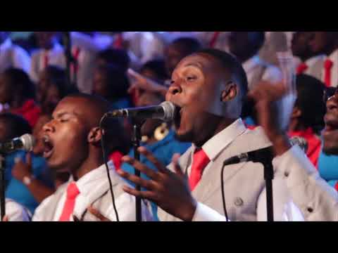 Tinashe Magacha ft Zimpraise (PENTECOSTAL LIVE DVD) - HANDE - YouTube