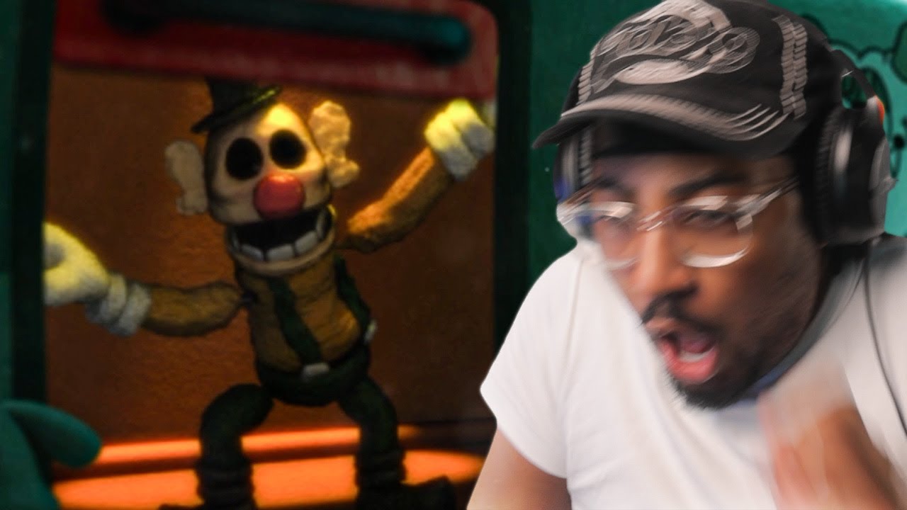 fnaf but i'm stuck inside an animatronic - YouTube