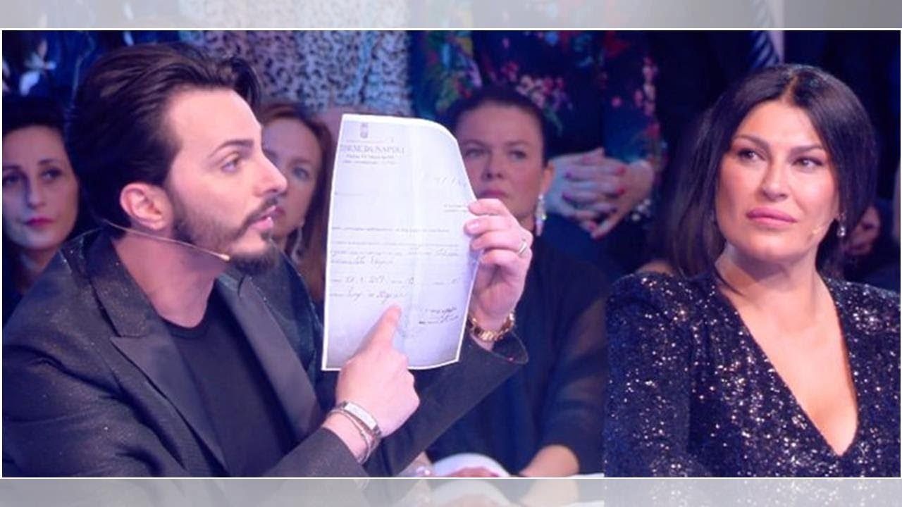 LIVE Non è la D’Urso: Tony Colombo attacca De Magistris, flash mob era ...