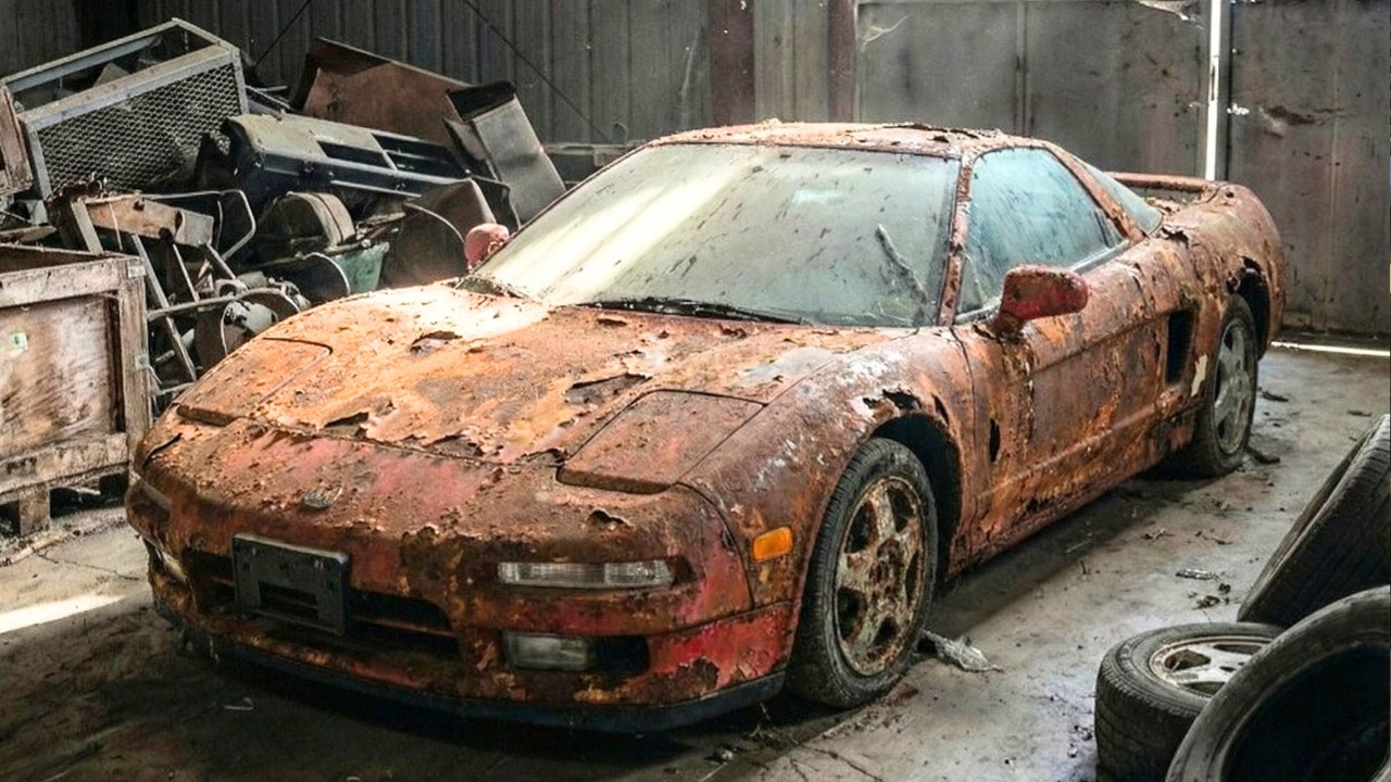 Car Restoration 🔥 Reviving a Wrecked Honda NSX into a JDM Supercar ...