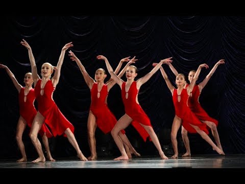 Larkin Dance Studio - La Vie En Rose (The Dance Awards 2019) - YouTube