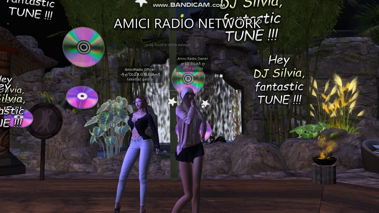 AMICI RADIO NETWORK DJ SILVIA AL TAITIKI DISCO CLUB - YouTube