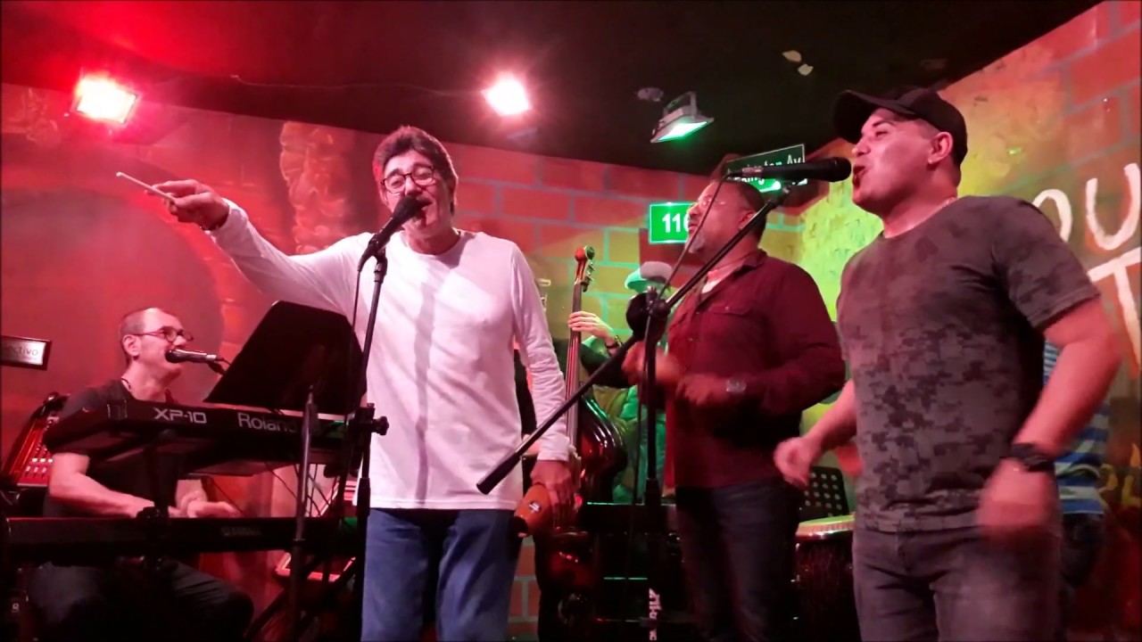 El cantante / Canta el Maestro Papo Sánchez - YouTube