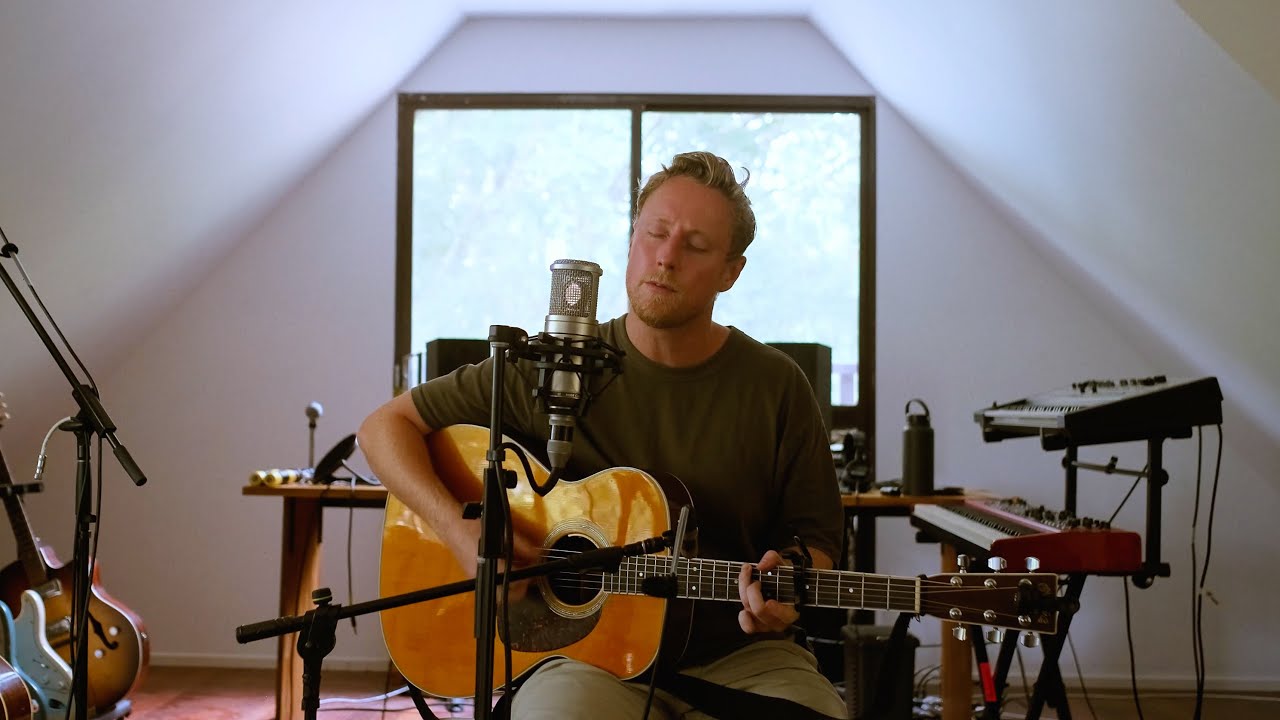 Coldplay - Sparks (cover) by Ryan Henderson - YouTube
