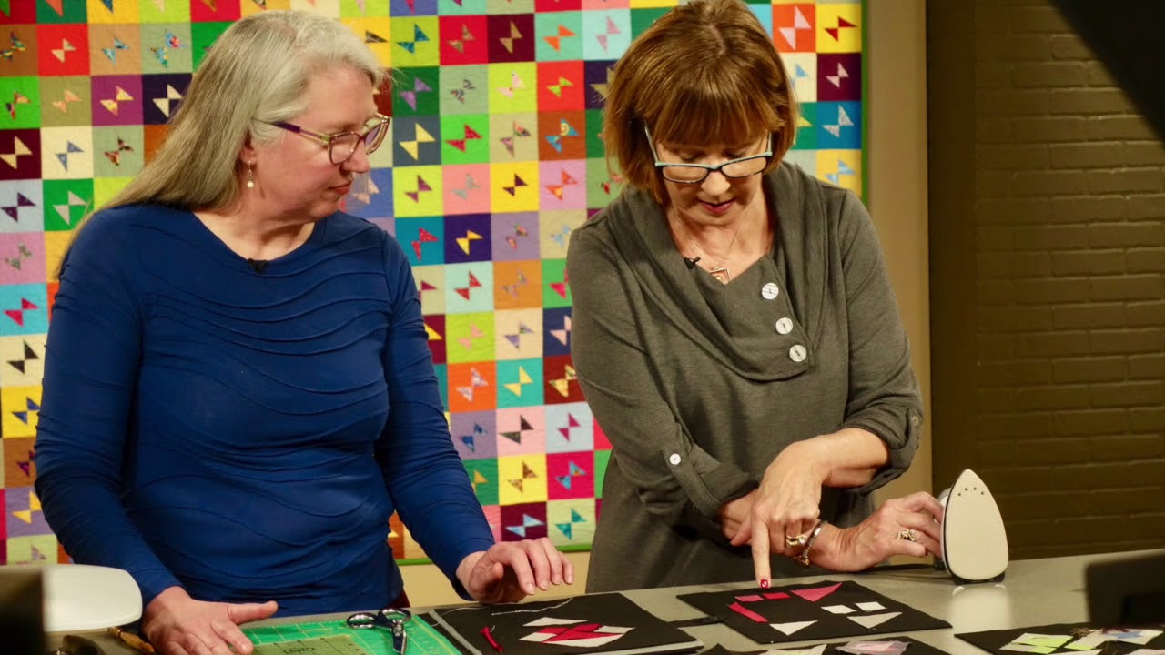 The Quilt Show: On the Set with Lynn Carson Harris - YouTube