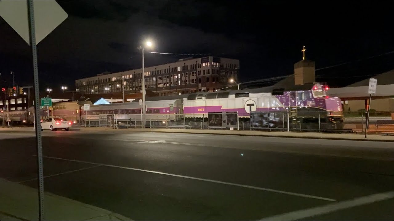 MBTA Haverhill Line Train Stops at Wakefield Station - YouTube