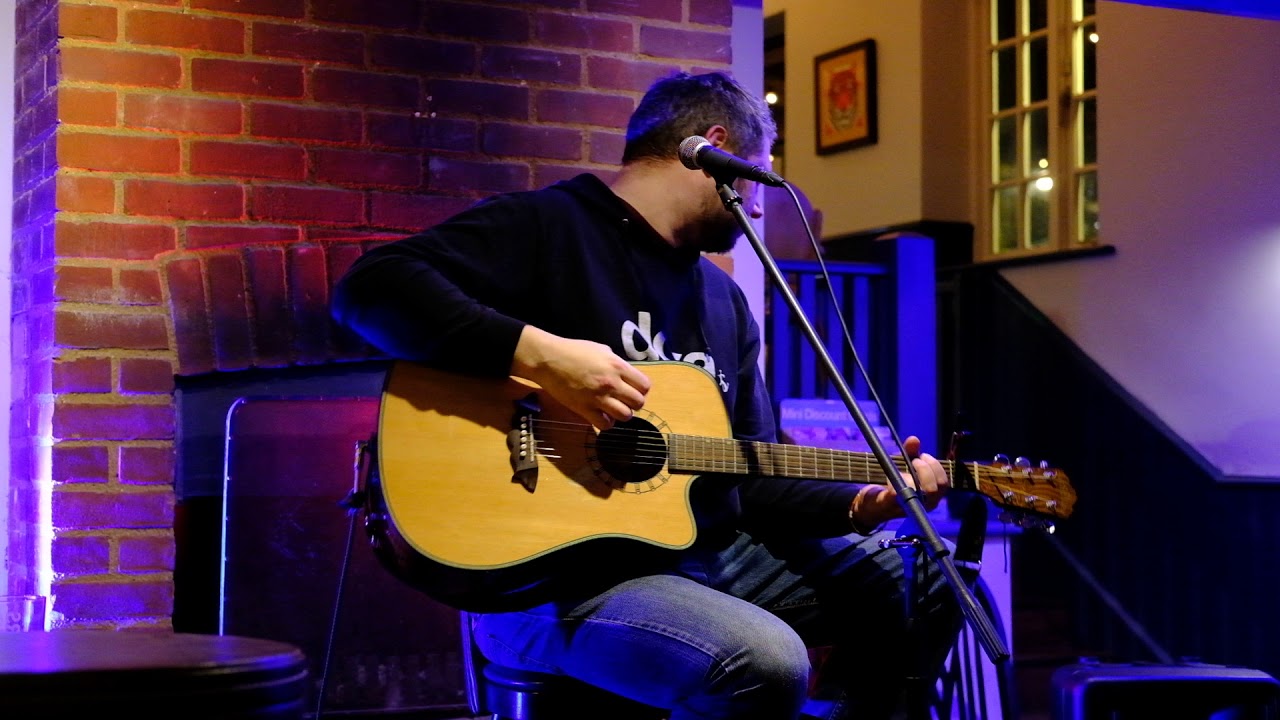 Dave Griff @ The George, Chideock - YouTube