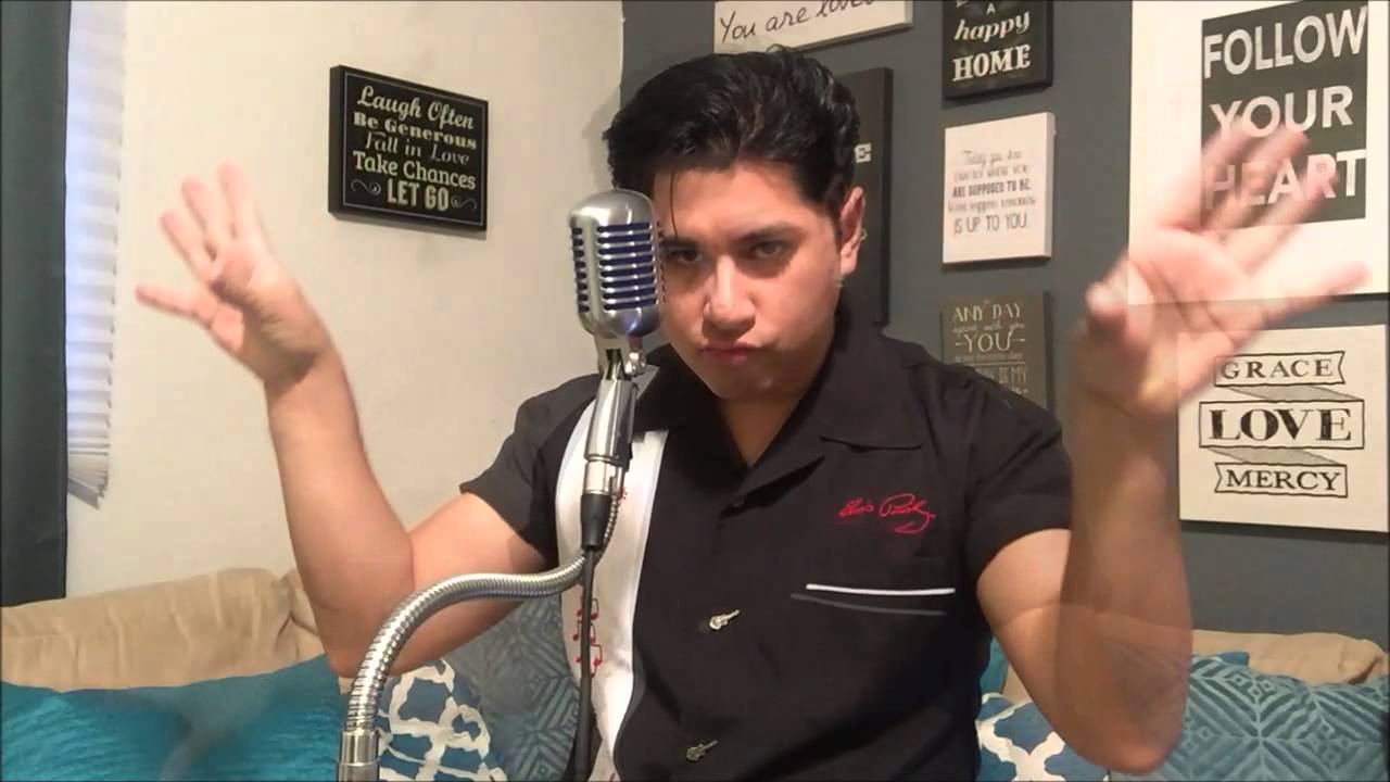 Elvis Medley performed by Gary The Showman - YouTube