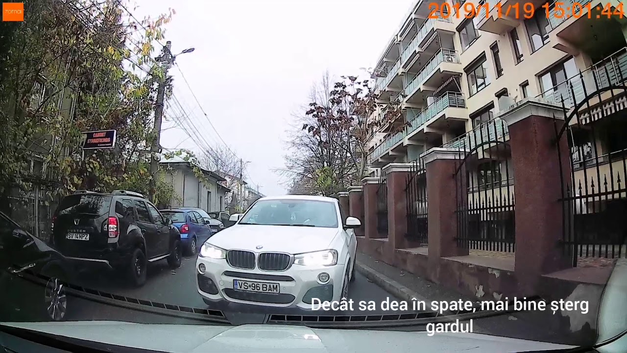 Sens unic doar pentru unii - YouTube