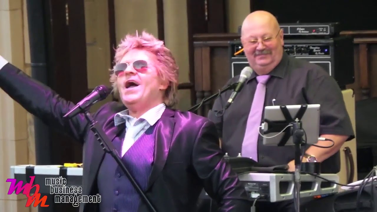Rod Stewart Tribute Act - Rod Stuart - YouTube
