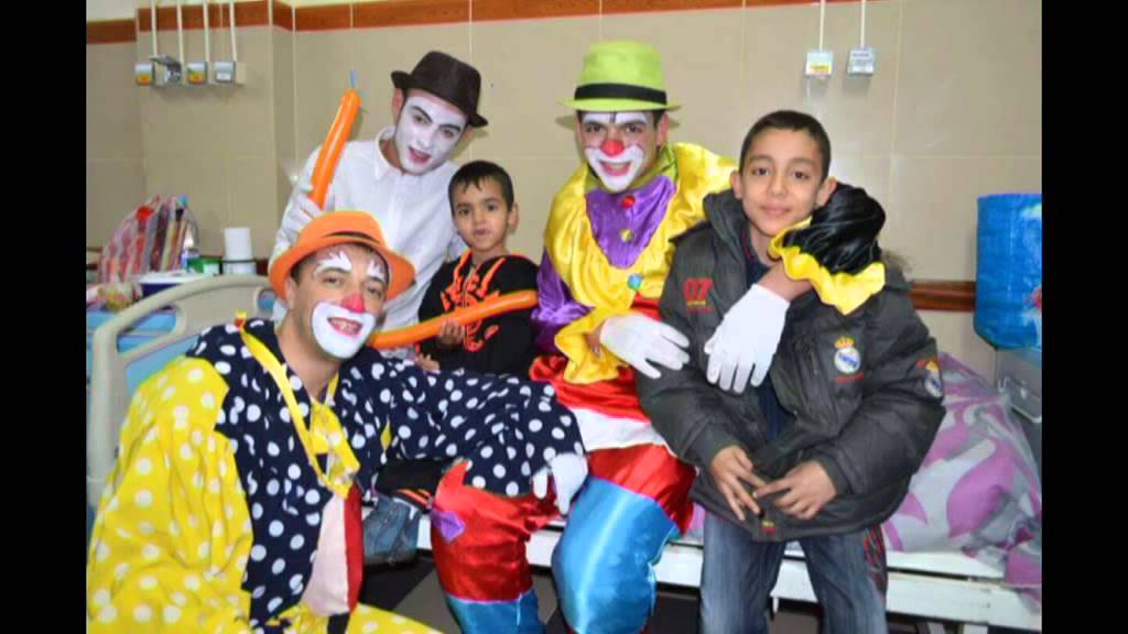 music clown tchutchua khenchela ثلاثي البسمة - YouTube