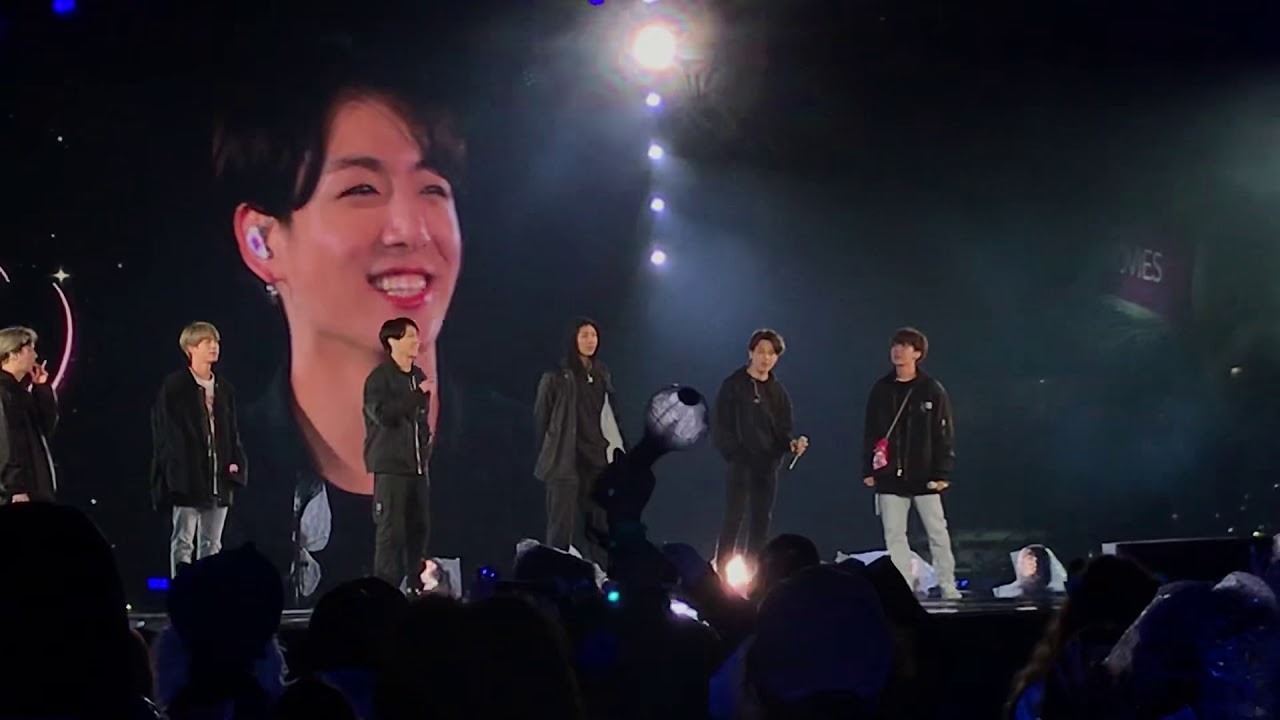 BTS Final Bow | Chicago, IL - YouTube