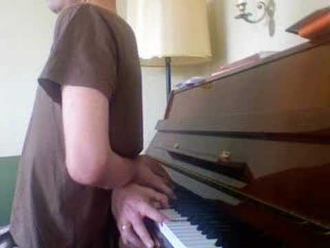 Playing the Piano Backwards - YouTube