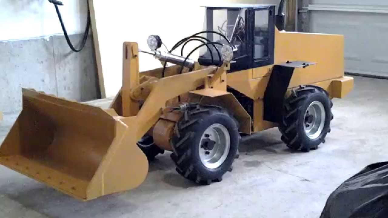 Tiny Titan Earth Movers Prototype R/C Wheel Loader. Basic operation ...