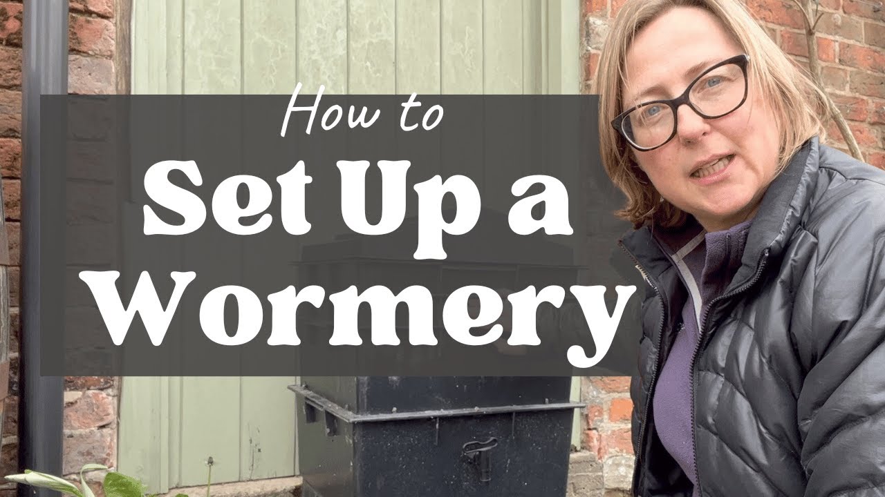 How to Set Up Your Own Wormery at Home - YouTube