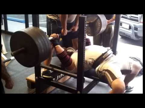 Paused 495 Bench Press Easy + Pololu Valley Hike - YouTube