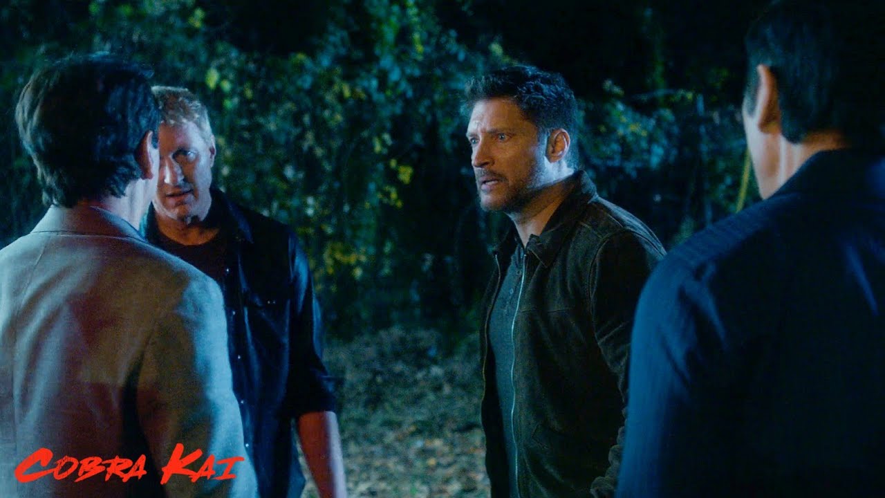 Mike Barnes, Chozen & Johnny Team Up [2K] | Cobra Kai Season 5 - YouTube