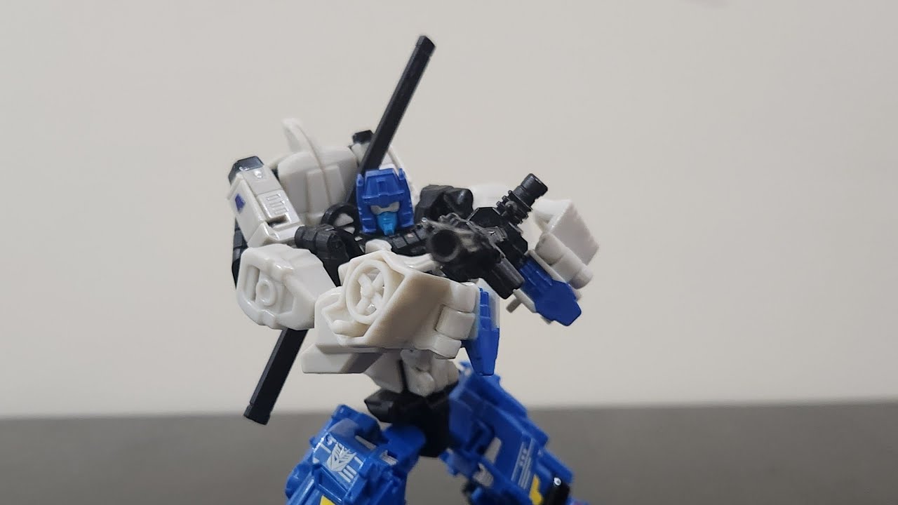 Transformers Titans return/power of the primes Battletrap - YouTube