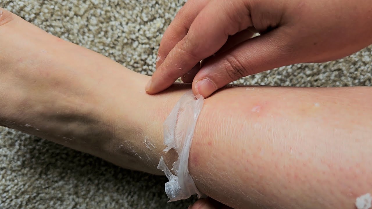 Satisfying&Relaxing Peel-Off of Dried Liquid Glue That Feels Truly ...