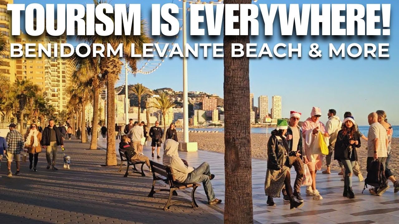 Tourism EVERYWHERE in Benidorm! - Levante Beach, Balcó de la ...