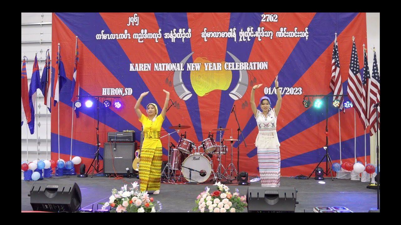 Karen Culture Dancing - Karen New Year Dancing Song - YouTube