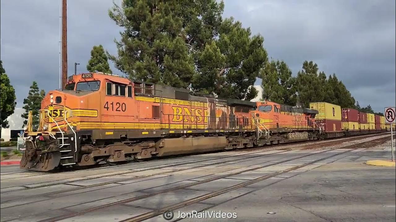5/17/25 Pre: WB BNSF S train passes through Los Nietos/SFS - YouTube