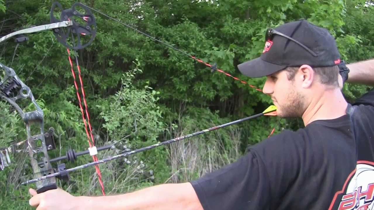 Ross Archery 2012 - Crave DRT 33.5 and XD - YouTube