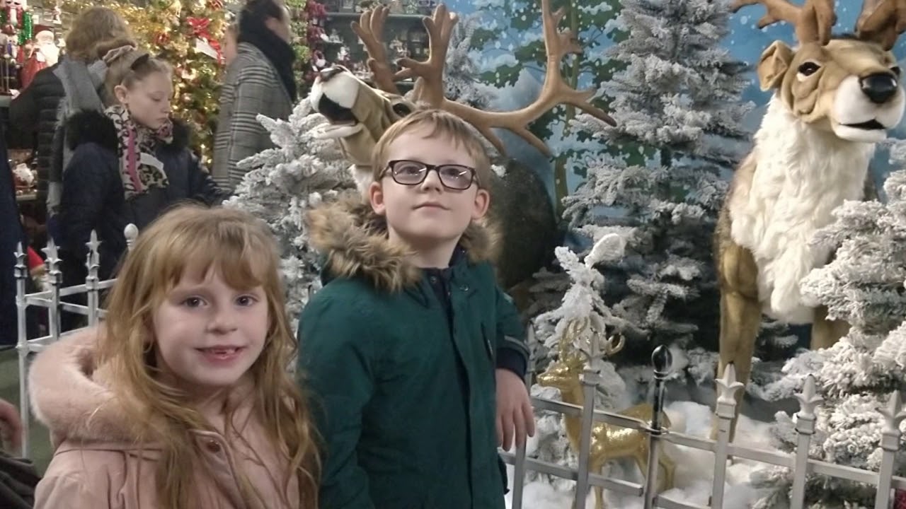 Xmas 2019 Austyn & Violet Hunt - YouTube