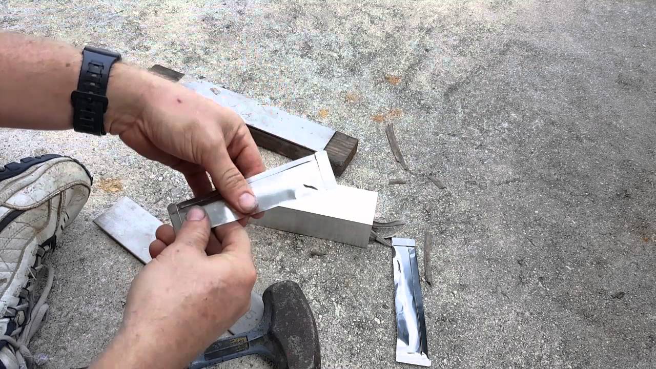 Heat Treating D2 Steel for the first time - YouTube