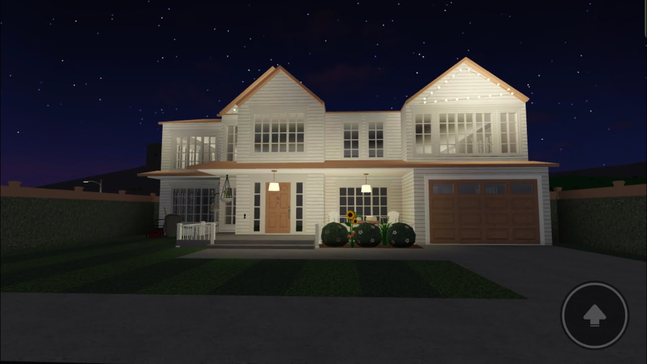 Blockburg-blush family home! ( exterior, back yard not included)!41k ...
