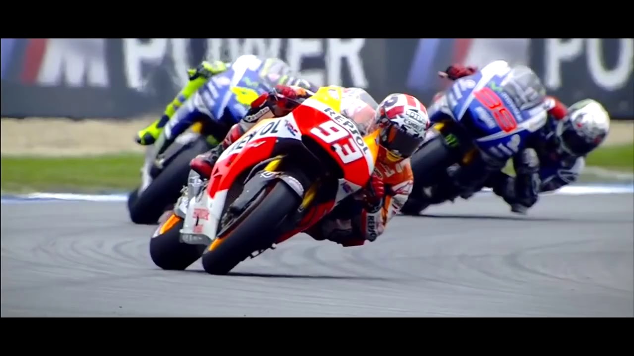 MotoGp sliding in slow motion - YouTube