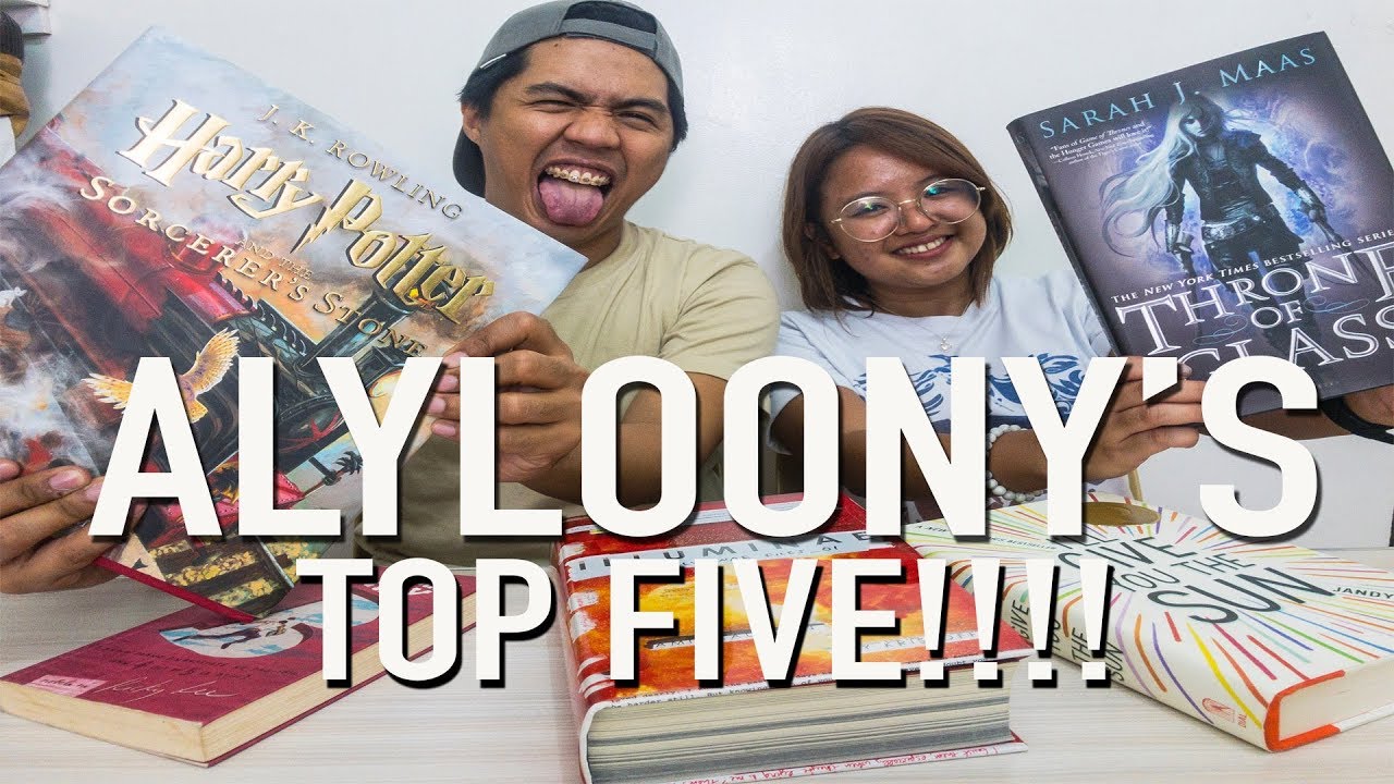 Alyloony's Top 5 Favorite Books - YouTube