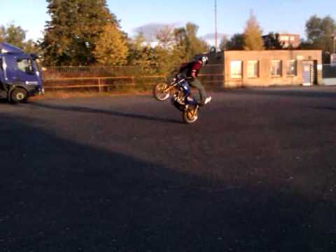 Michal Martínek - Switchback wheelie training 2 - YouTube