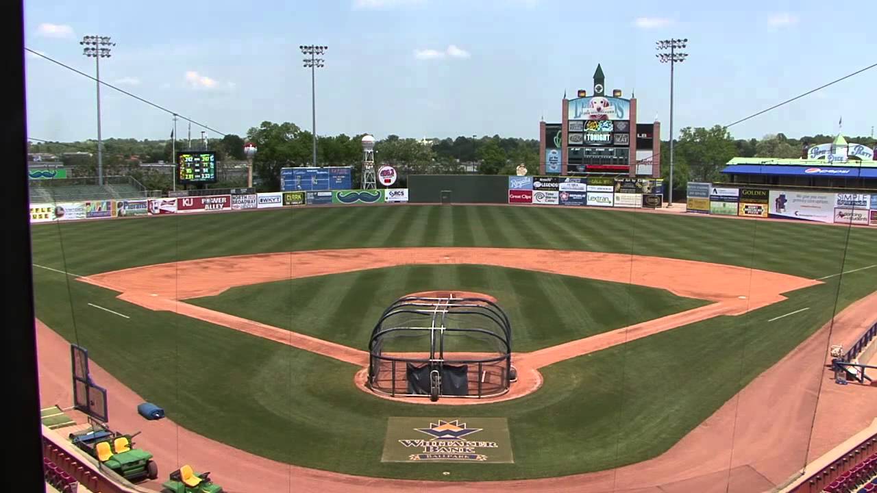 A day in the life of the Lexington Legends Grounds Crew - YouTube