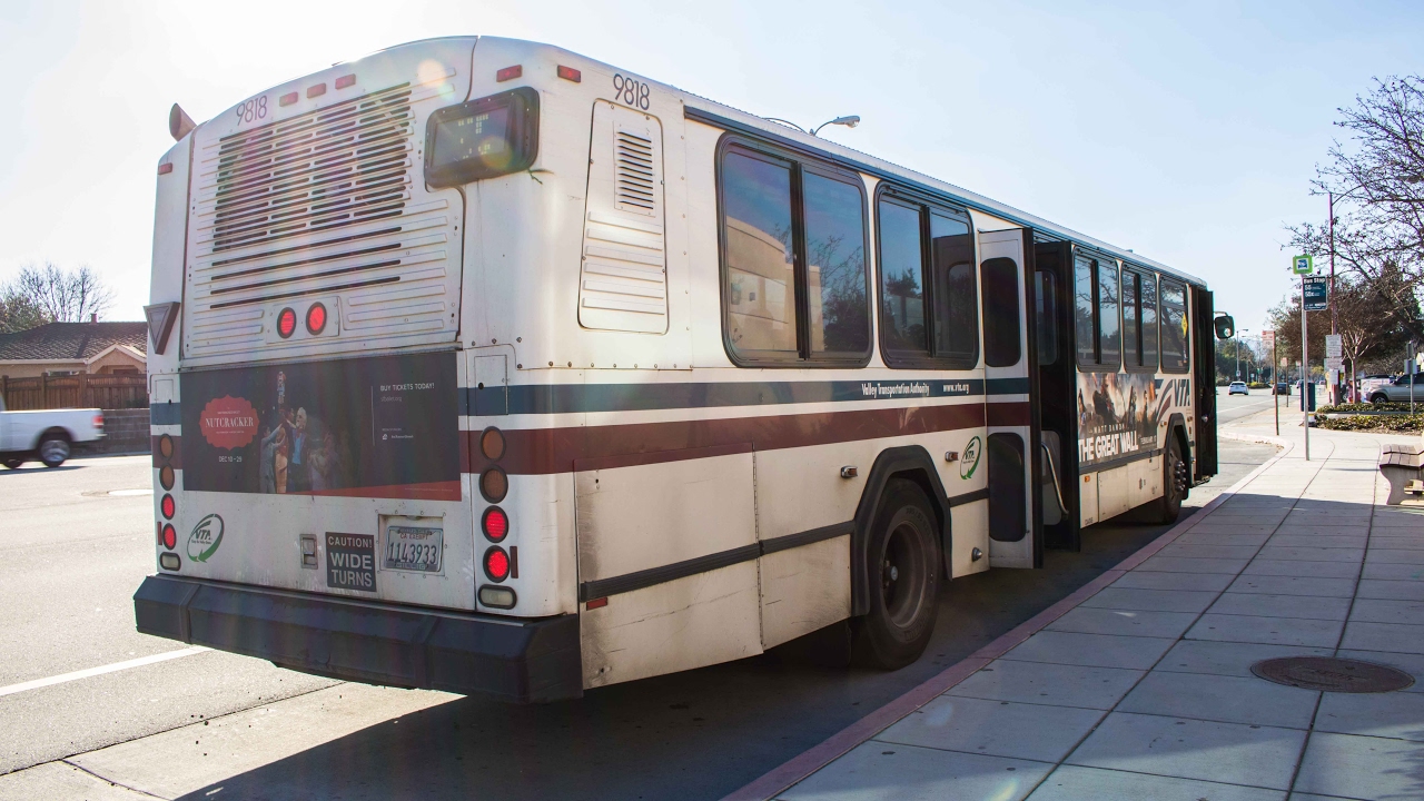 1998 Gillig Phantom - Santa Clara Valley Transportation Authority Bus ...