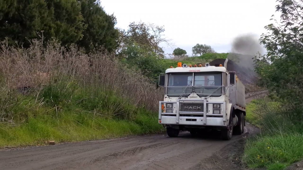 1982 Mack MC turbo boost - YouTube