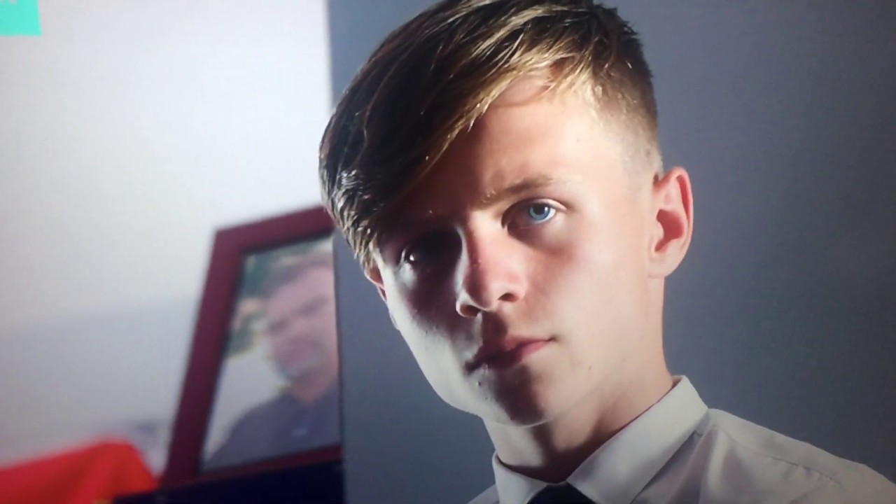 dillon simmonds has a mental breakdown - YouTube