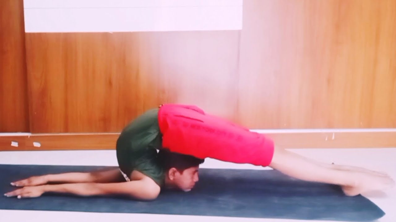 Full backward bending Yoga pose - YouTube