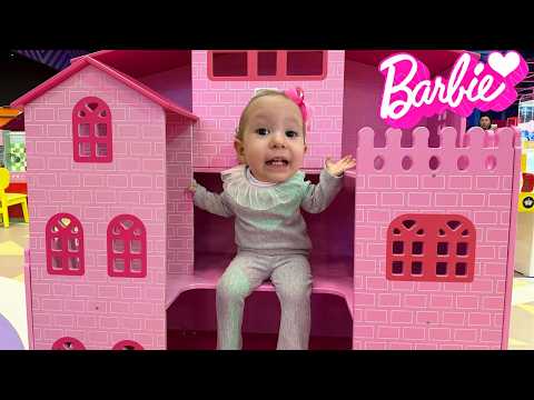 ASEL MİRA BARBİE EVİNE GİTTİ !! ÇOK EĞLENDİ !!
