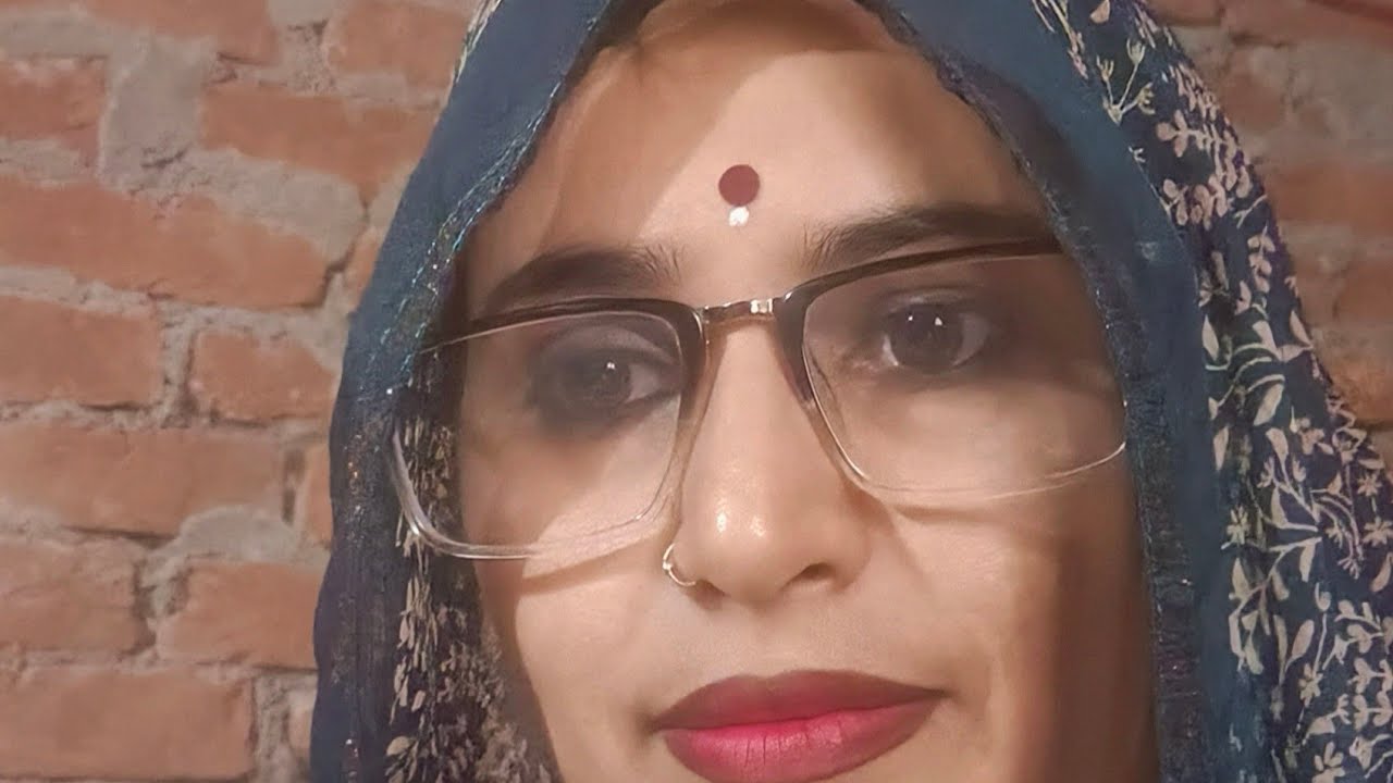 Rinki tiwari is live🌿 राधे राधे सभी 🌹यूट्यूब 🌿फैमिली आइ🙏मिलकर बातें ...