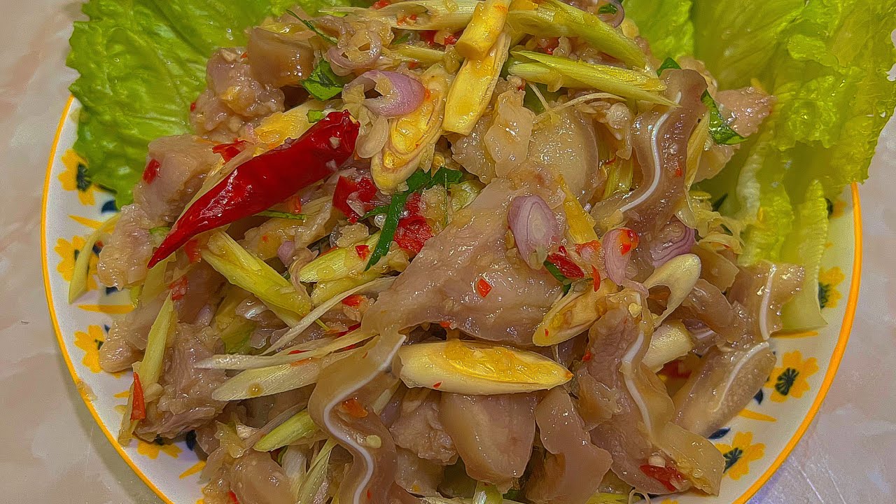 The best Pickled Pig Ears Recipe~ជ្រក់ត្រចៀកជ្រូក|SreyLeak Yummy ...