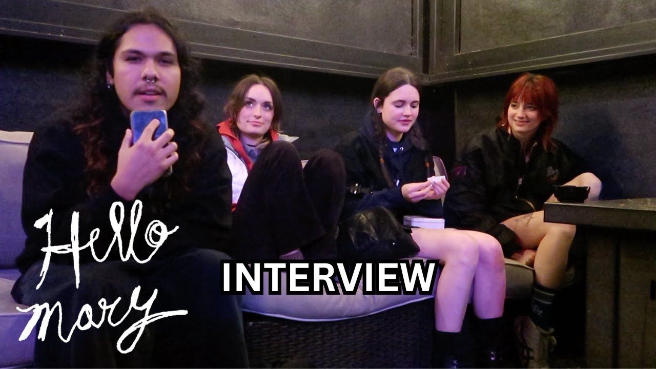 Dumptoes x HELLO MARY Interview - YouTube