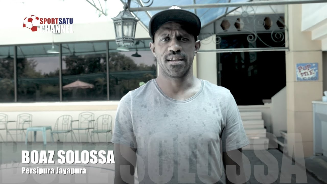 Starting XI Terbaik Boaz Solossa - YouTube