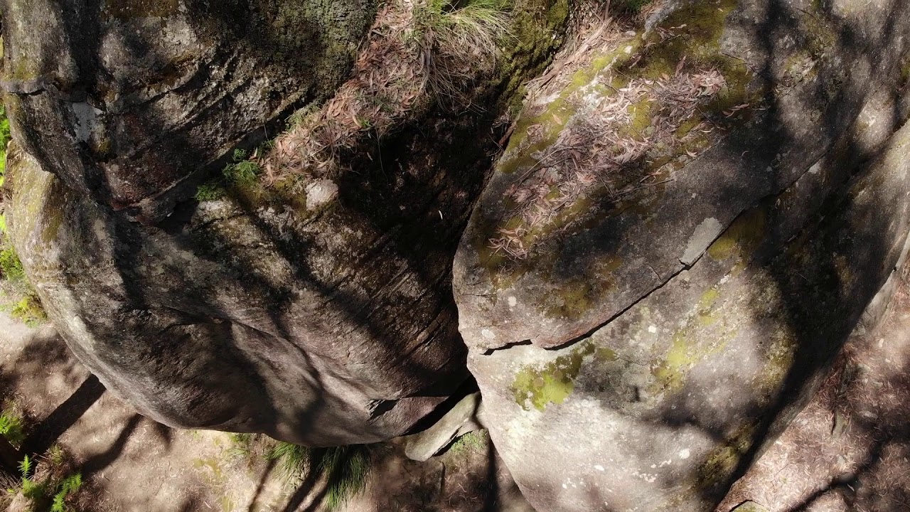Ship Rock Falls Gembrook - YouTube