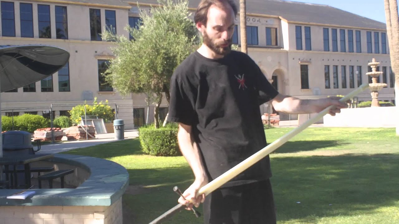 Sword Throwing - Fiore Hand Grip 2 - YouTube