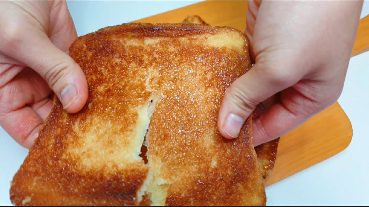 BROWN SUGAR TOAST (3 INGREDIENTS) CRUNCHY AND EASY TO MAKE! l Pinoy ...