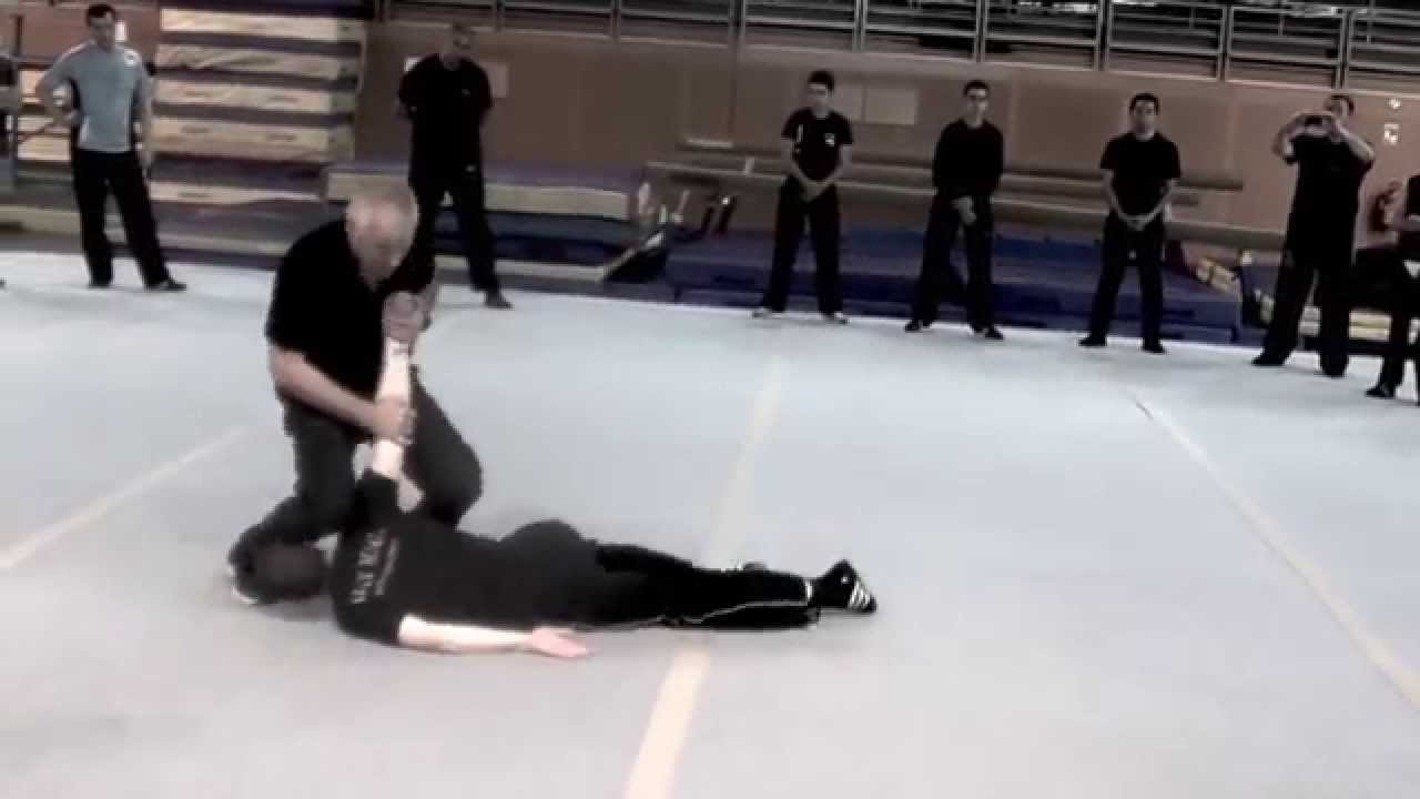 KRAV-MAGA POLICE - ALAIN FORMAGGIO - YouTube