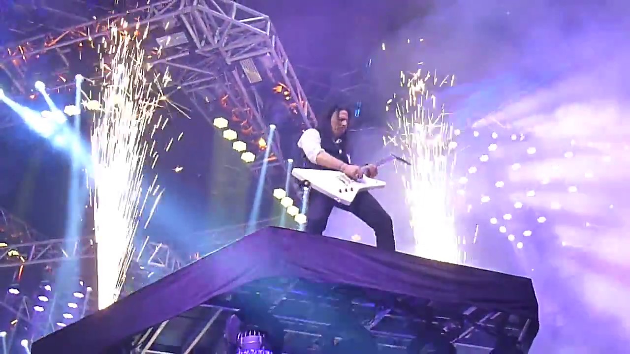 Trans-Siberian Orchestra "Christmas Jam" 11-30-2016 Little Rock - YouTube