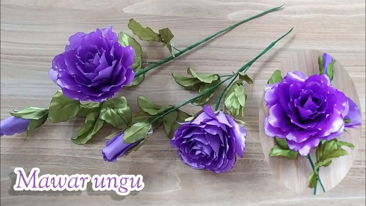 Bunga Mawar Ungu