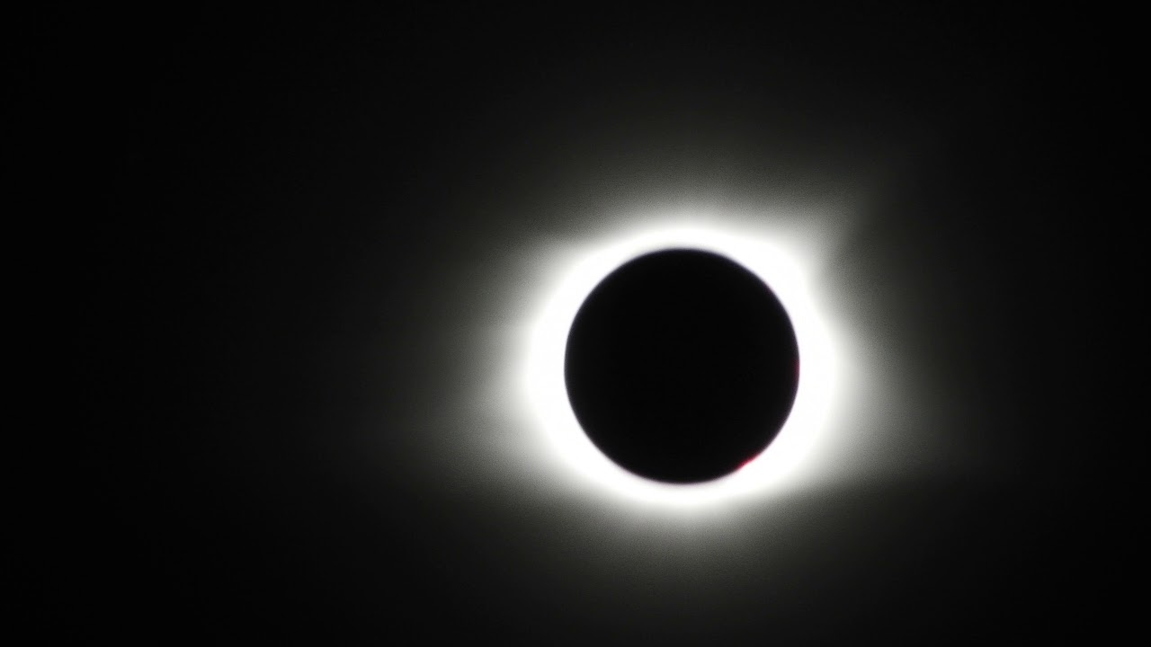 Eclipse in White House, TN - YouTube